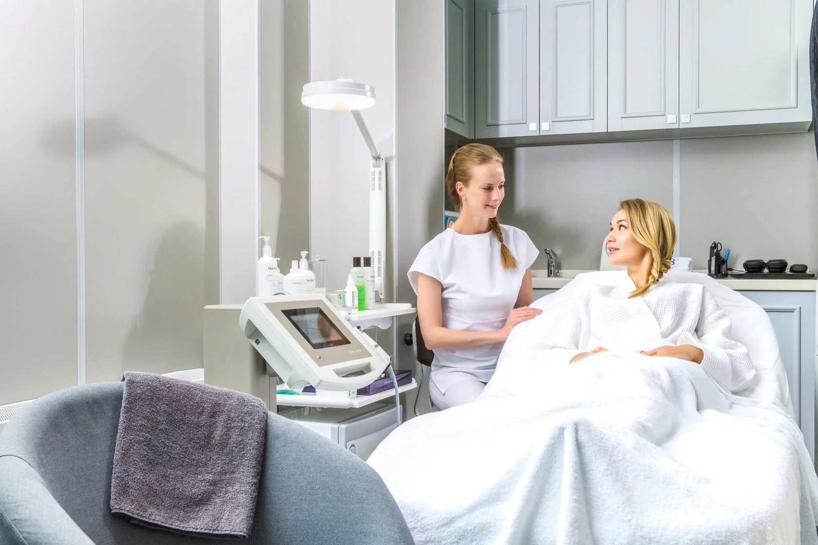 Институт Красоты «Новая Эра» в Санкт-Петербурге