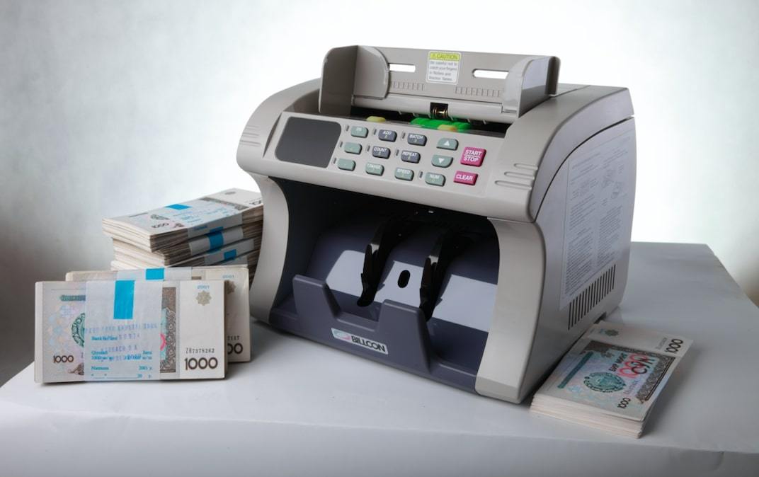 Billcon N-120A устарел? Сравнение Billcon с DORS 820 | Журнал для ...