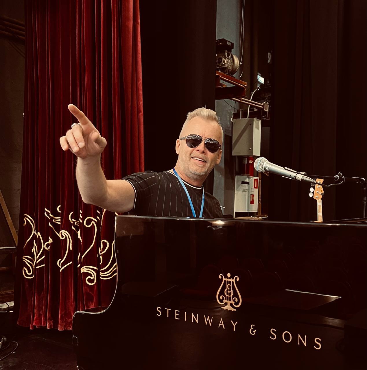 График выступлений