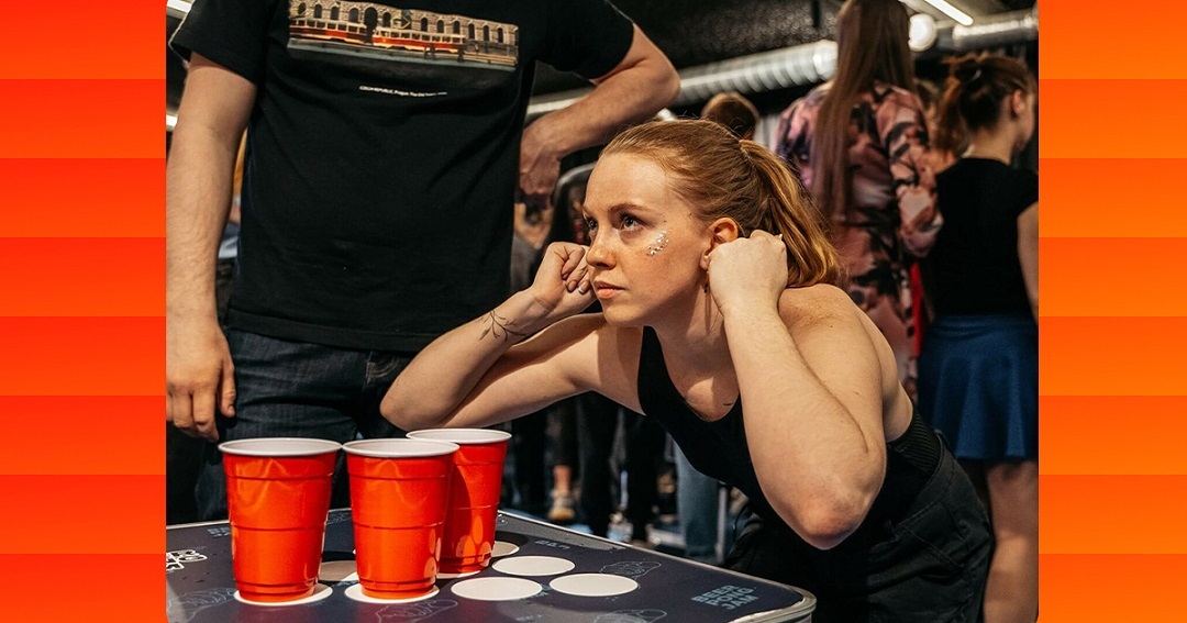 Стол для бирпонга. Культовая студенческая игра на ваше мероприятие