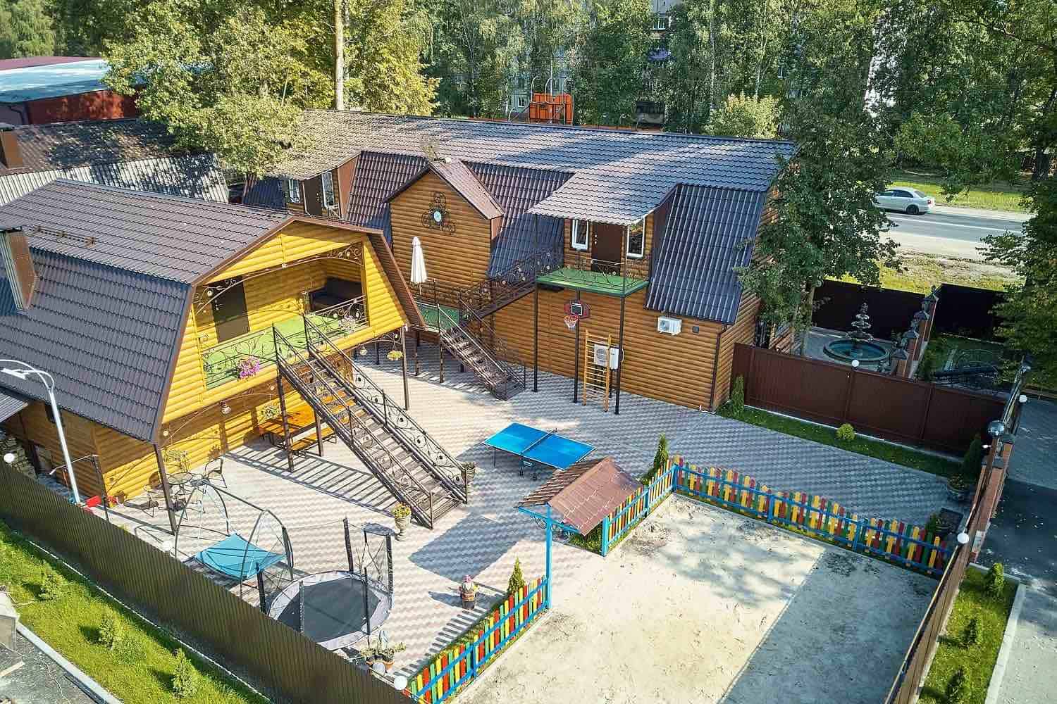 Коттеджи база отдыха "Русь"