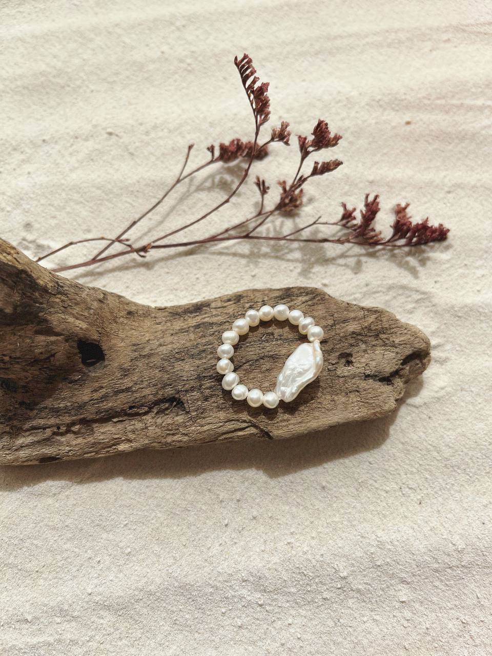 Кольца из натуральных камней