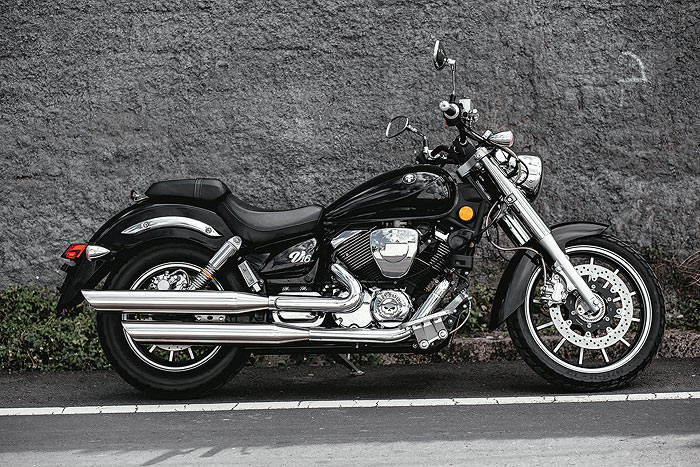 Rent motorcycle SM Sport V16 Black in Bali online | Alpha Custom Garage