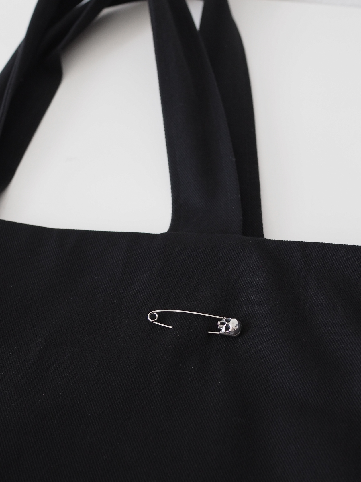 Skull Safety Pin Steel