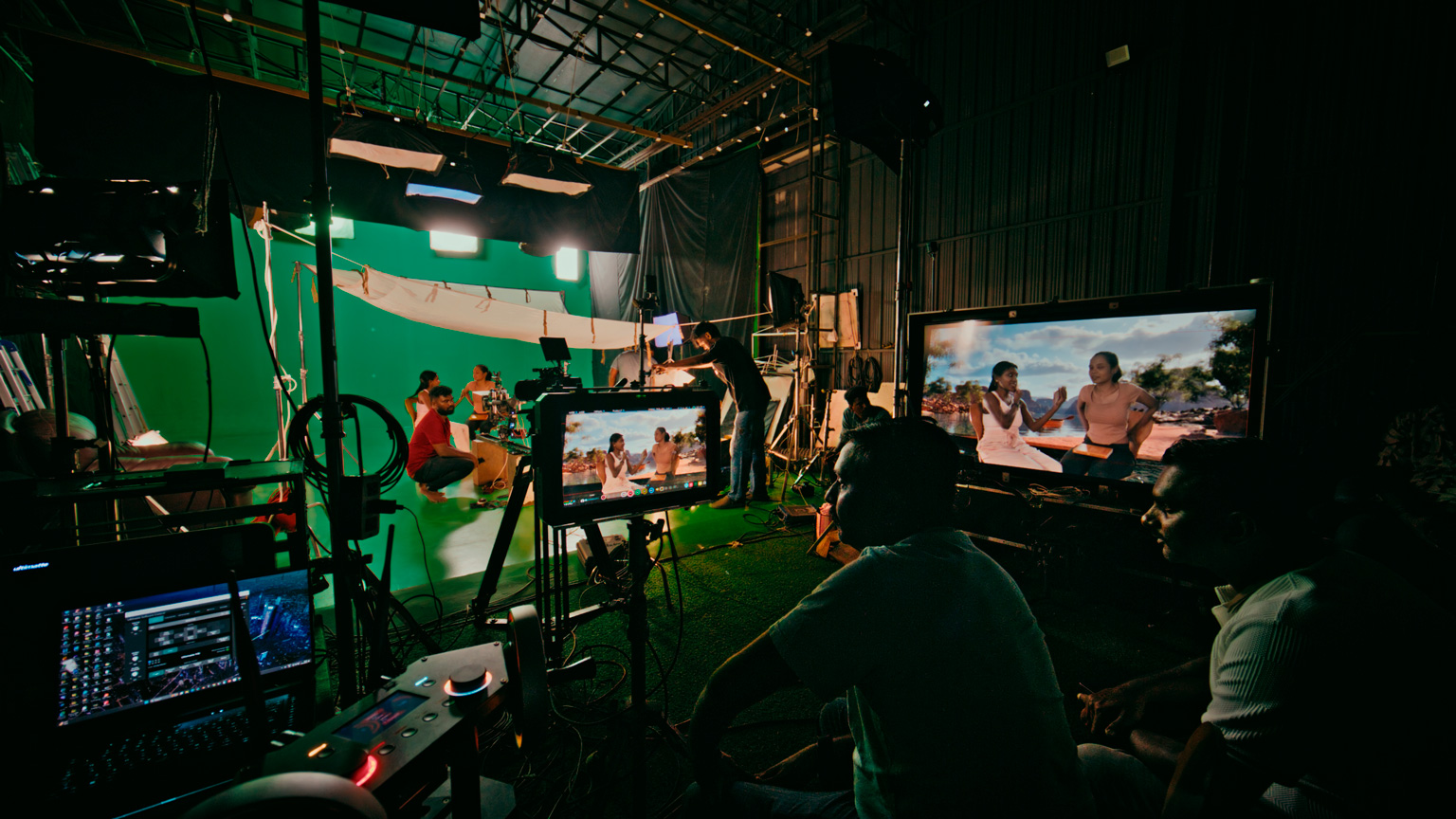 Stage Unreal's Real-Time Green Screen Shoot with CyberGaffer