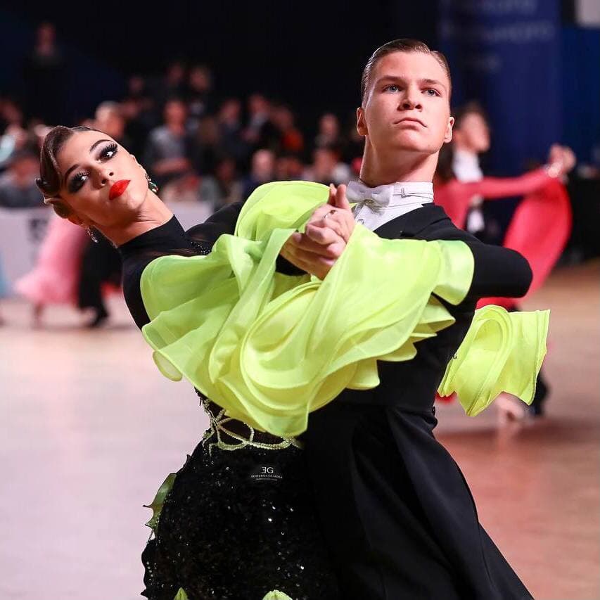 Vega Step Dance Club