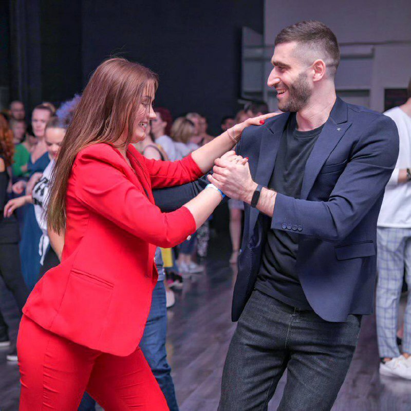 Преподаватели - Артём