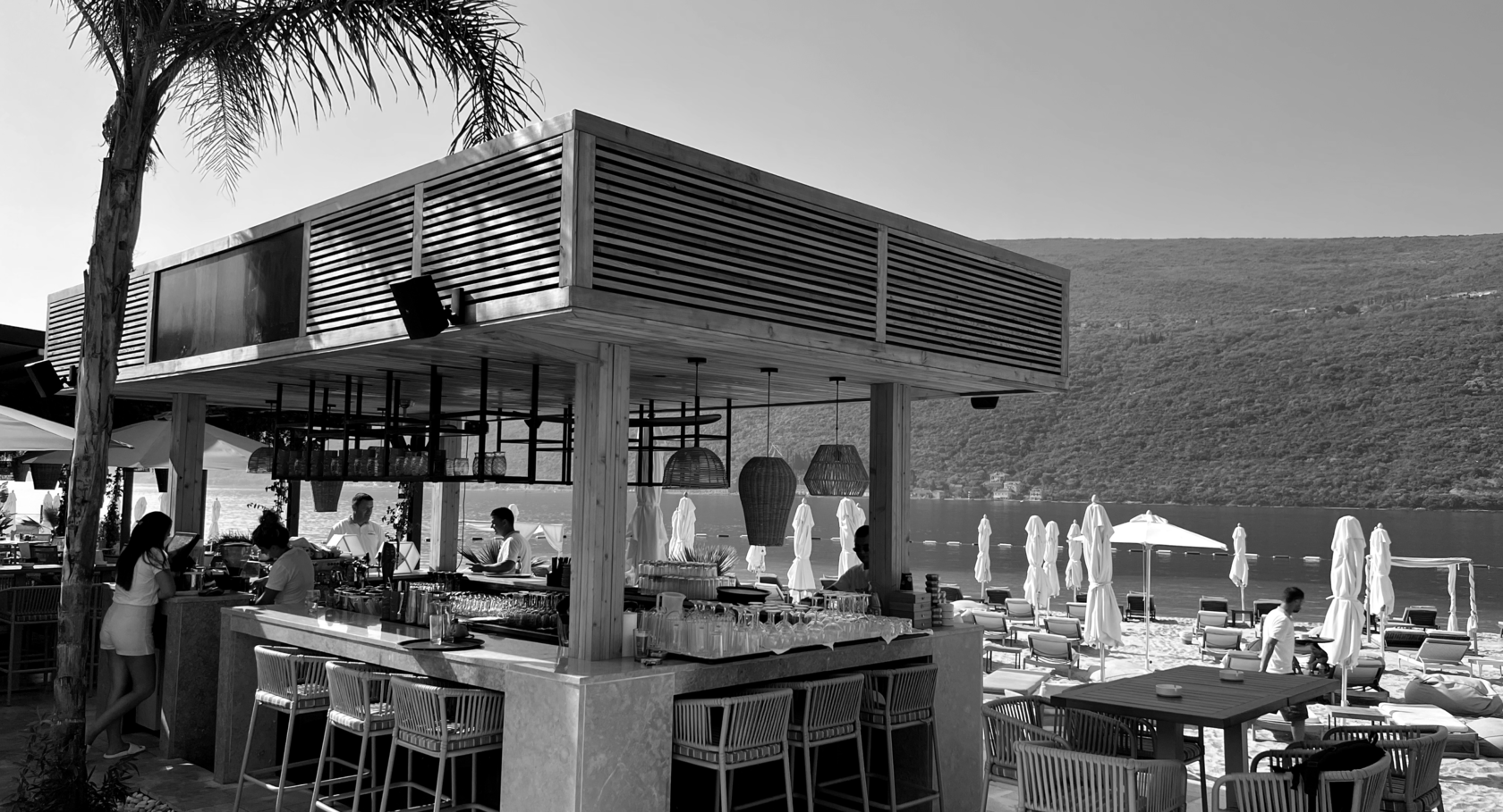 Home page [portonovibeachclub.com]