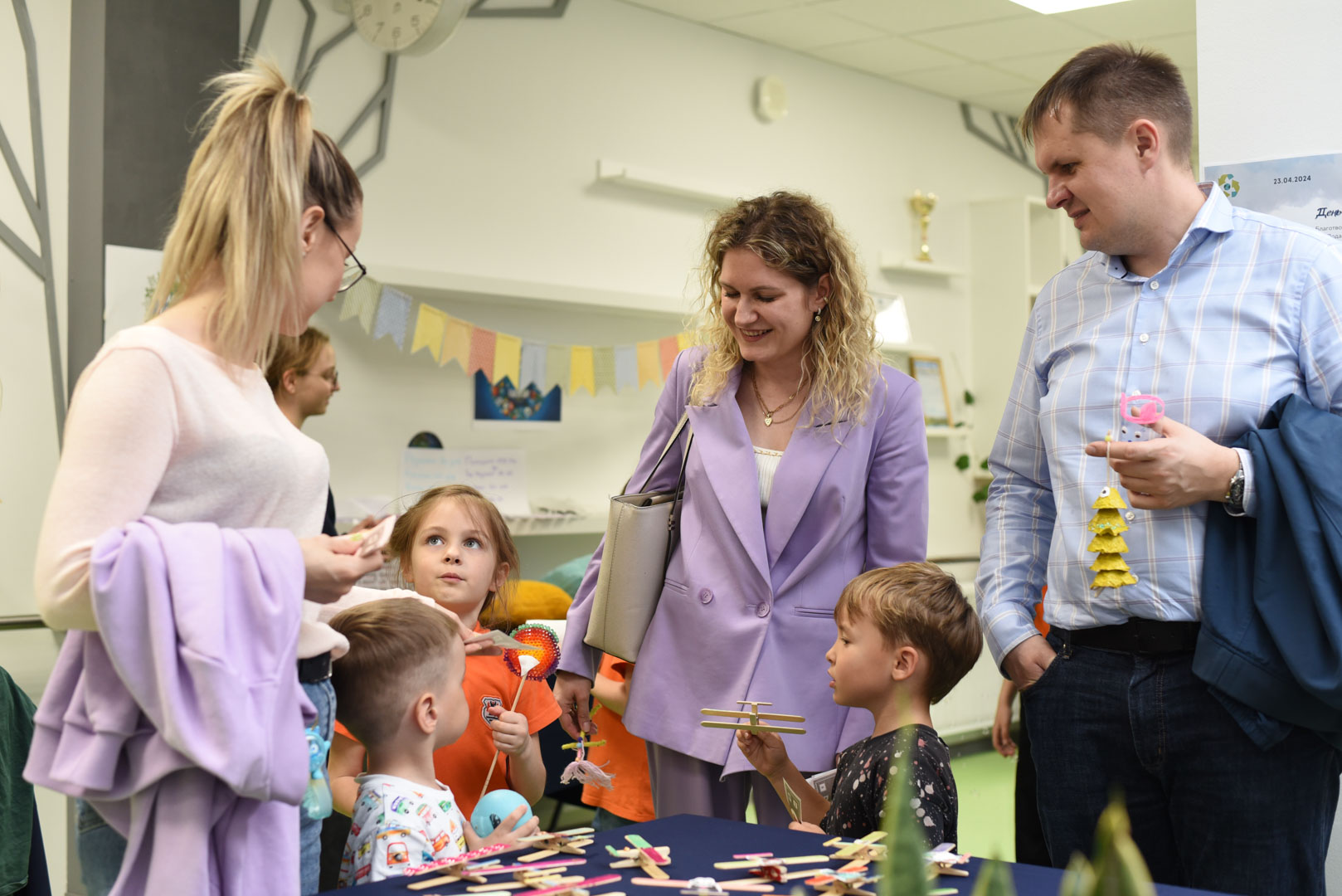 В Alabuga International School состоялась благотворительная ярмарка ко ...