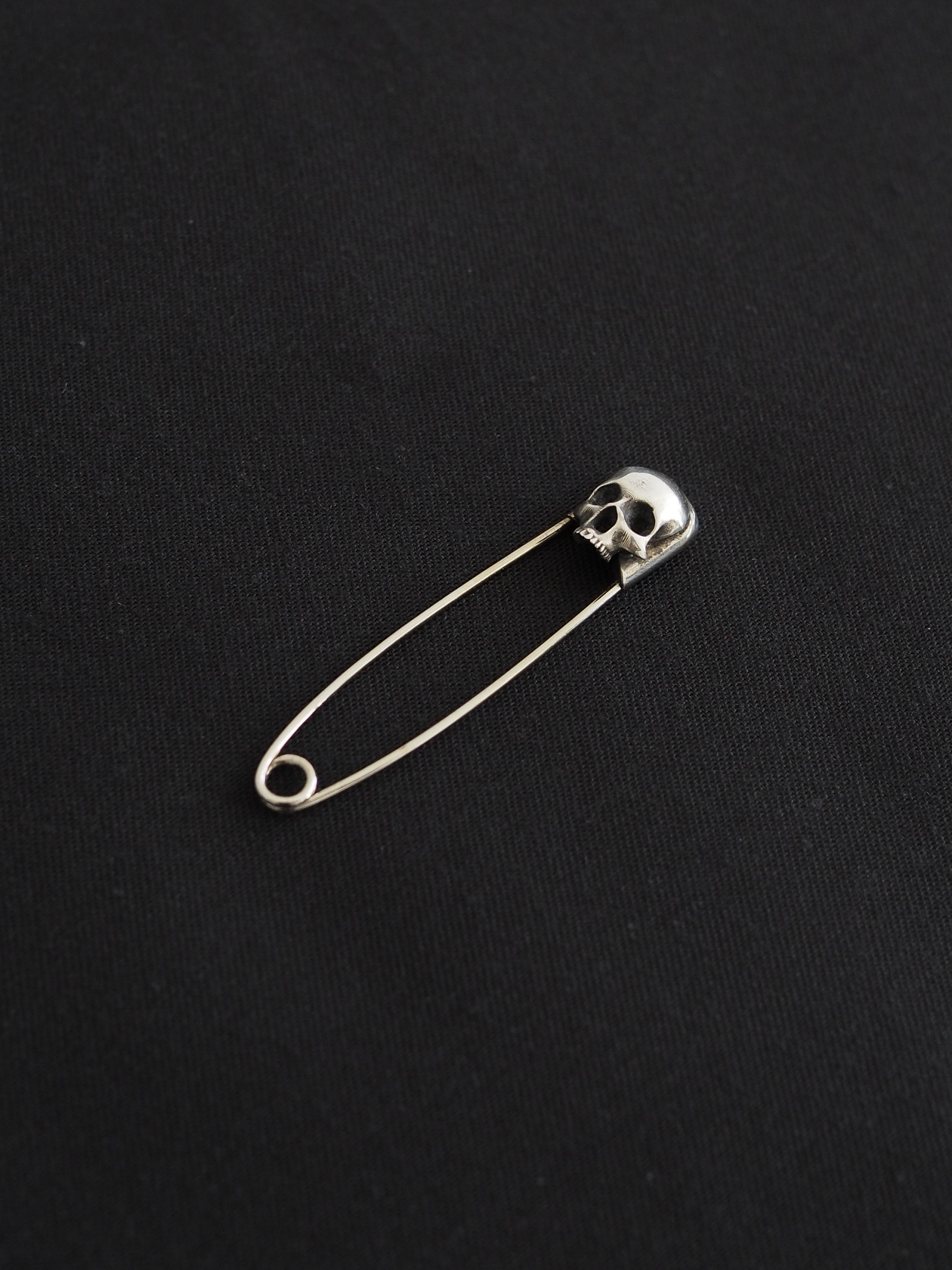 Skull Safety Pin Steel