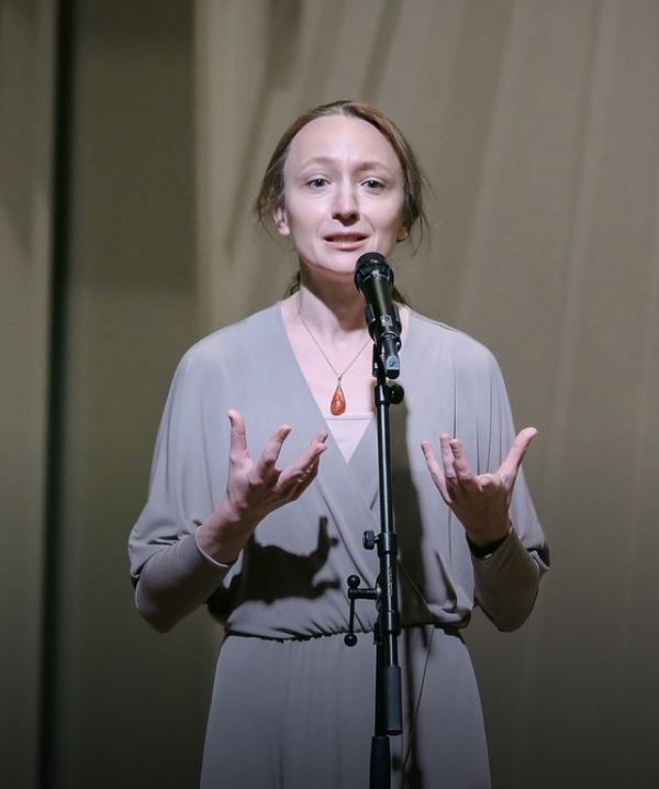 Анна Андрушкевич - преподаватель английского в центре tellama