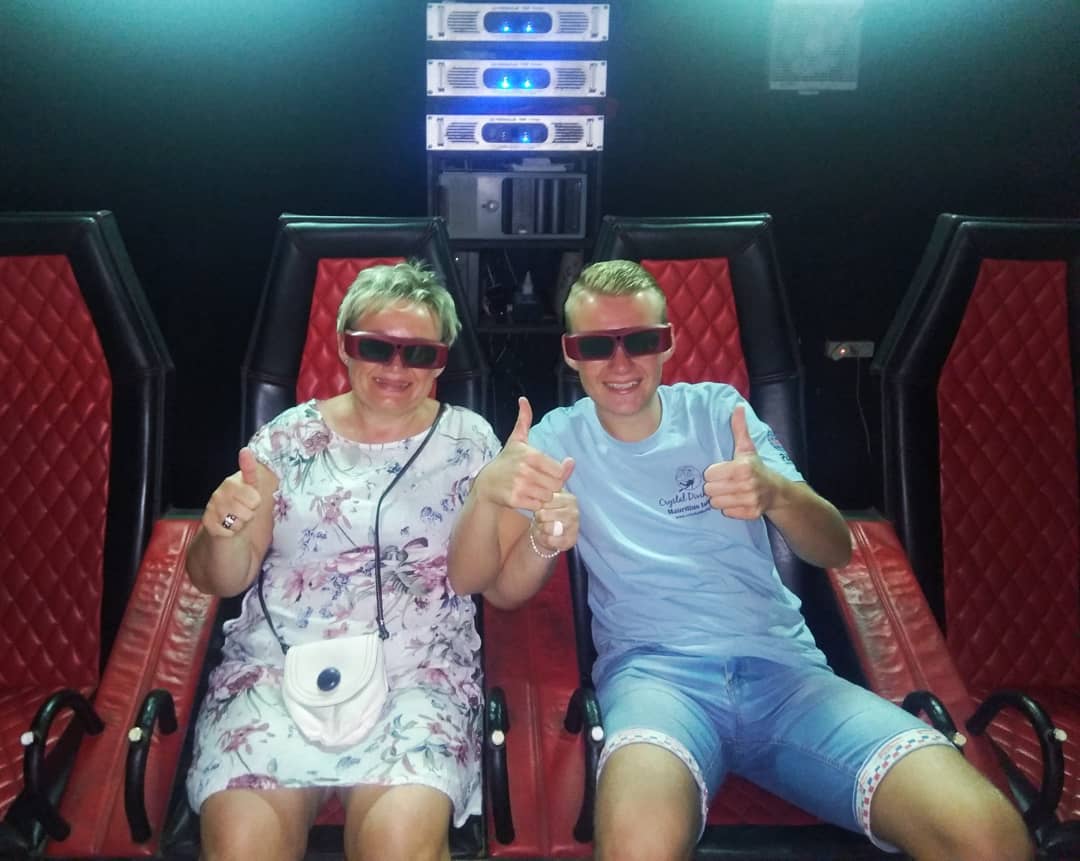 Kids Birthday Party - 5D video and virtual reality game truck rental ...