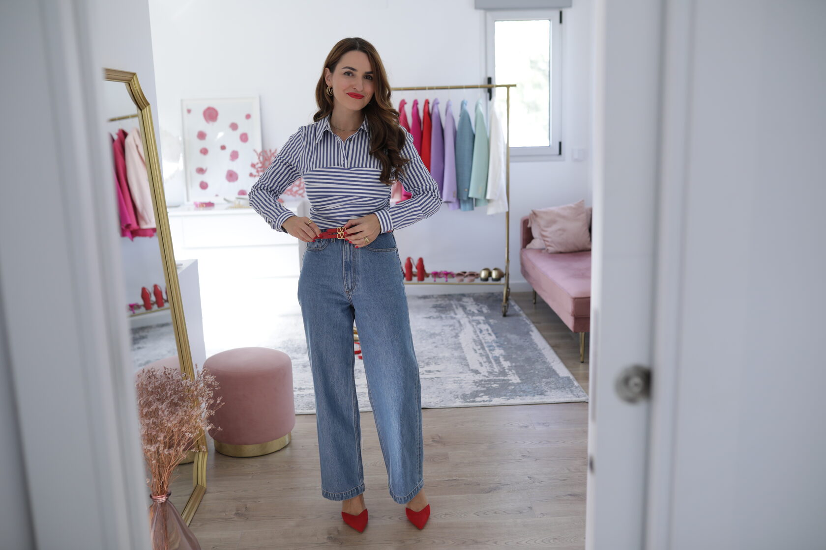 CEO Clothing Essentials: The Ultimate Style Guide for the Executive Woman