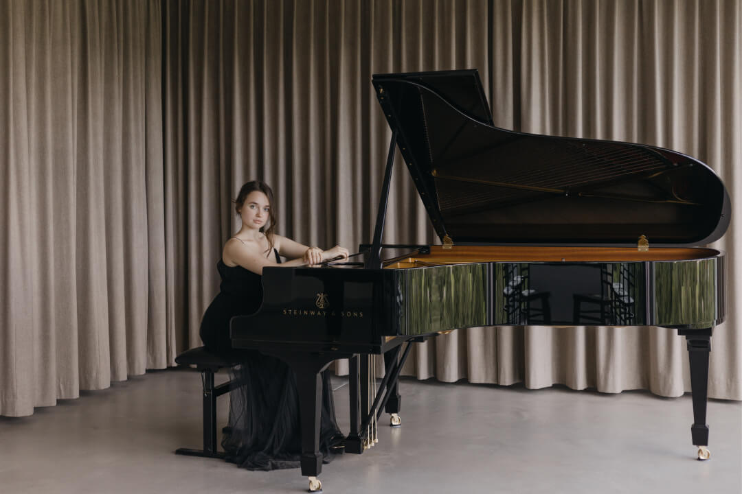 Daria Vasileva | Classical Pianist