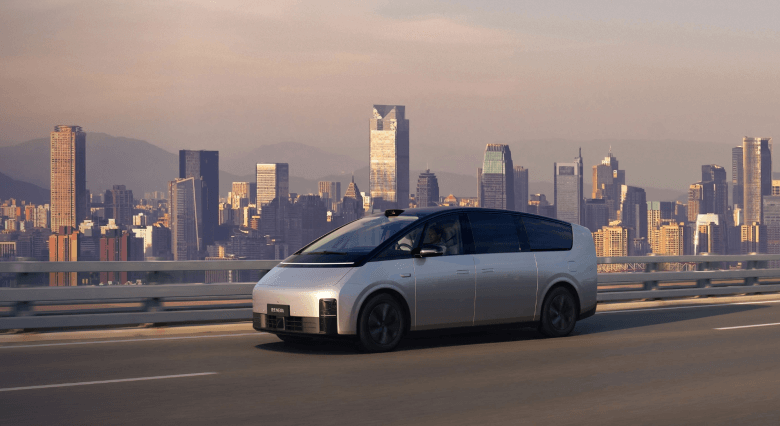 LiXiang Mega — купить по цене от 9.5 млн руб