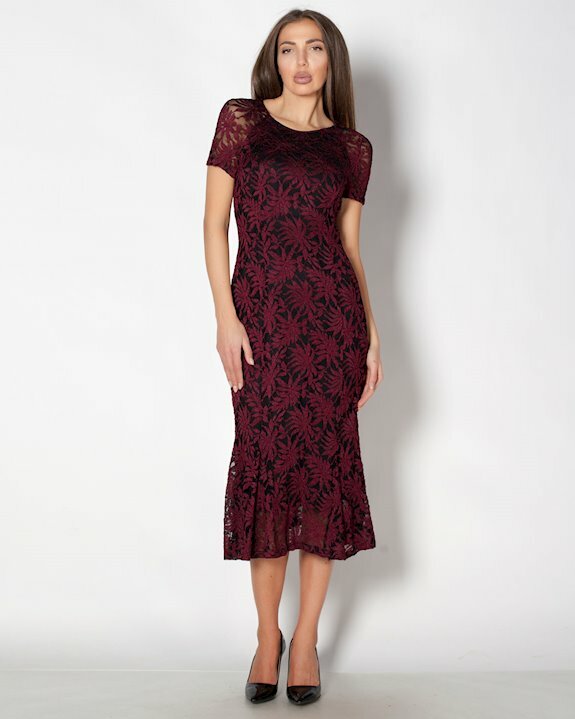 Как да изберем най-подходящата дамска рокля онлайн?