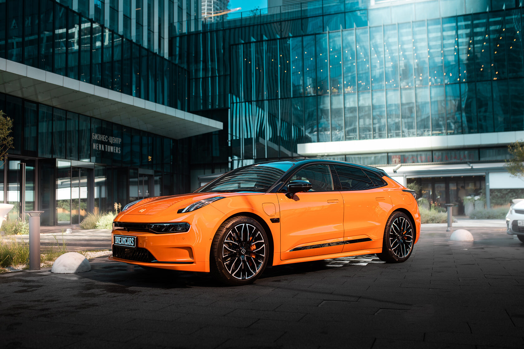 Аренда Zeekr 001 Z-Sport в Москве, прокат Зикр 001 c водителем и без ...