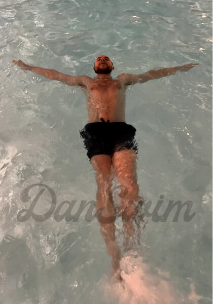 How to float on back step-by-step guide | Danswim Blog