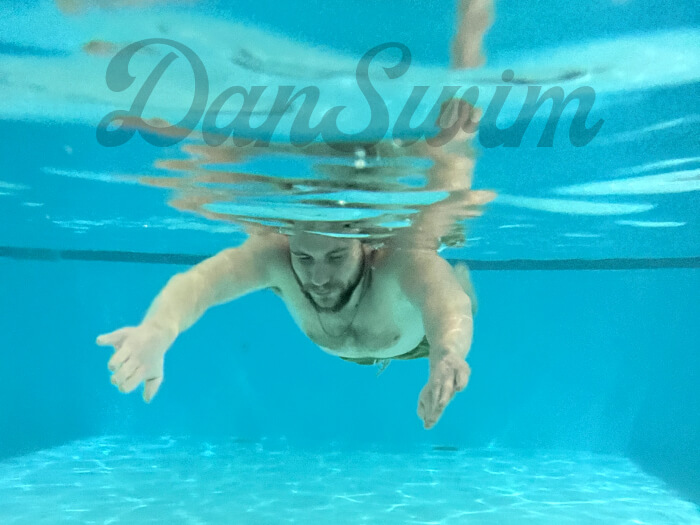 How should a beginner start swimming? | Danswim