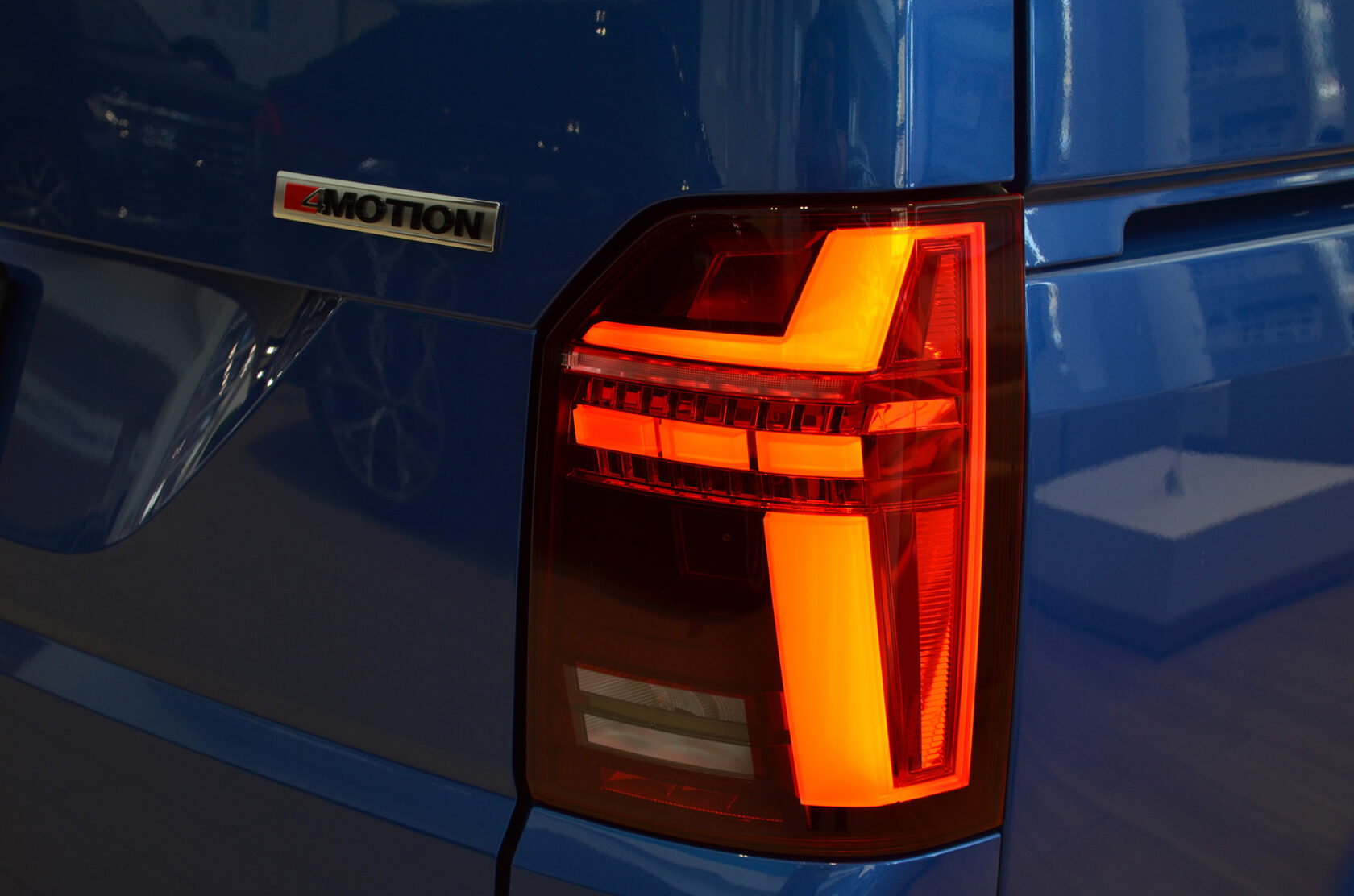 Купить Фольксваген Мультивен по доступным ценам, Volkswagen Multivan
