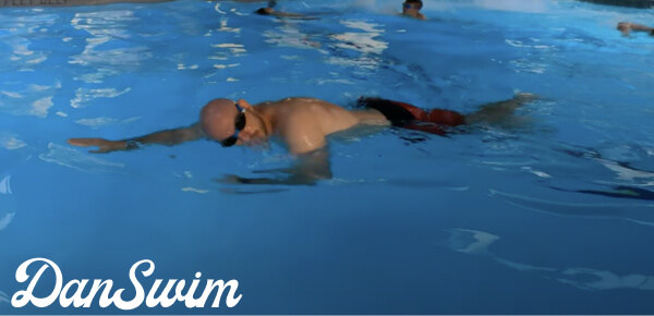 How to Swim Freestyle: Guide For Beginners (Easy)