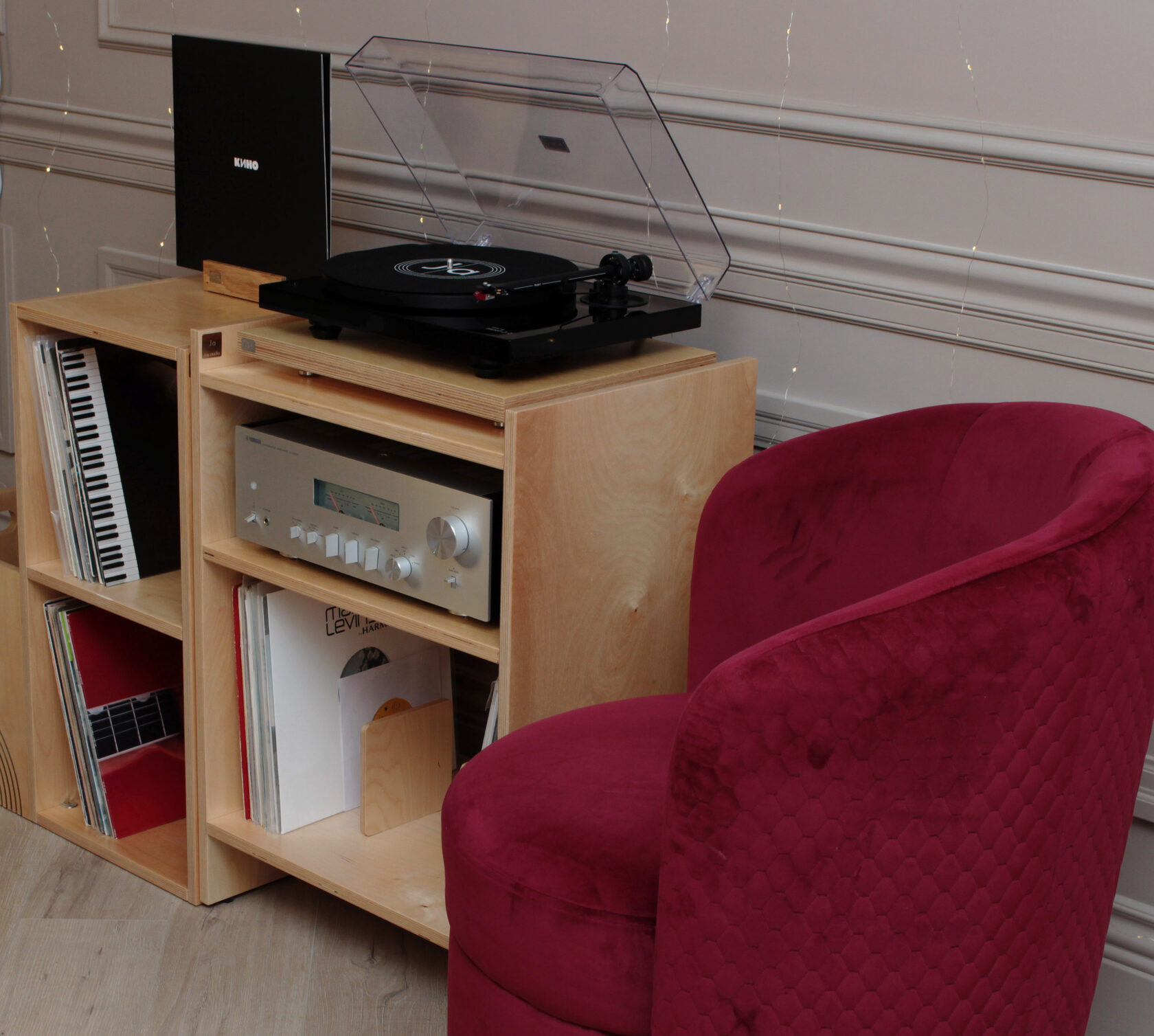 Joy audio — cтойки и подиумы для аудиоаппаратуры, виниловых пластинок