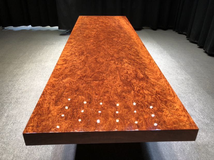 AFRICAN BUBINGA TABLE / ENG