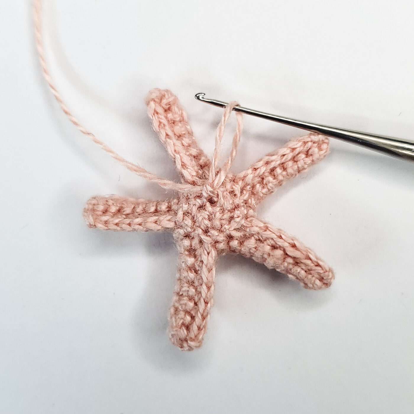 Free Starfish Crochet Pattern – Tiny & Adorable!