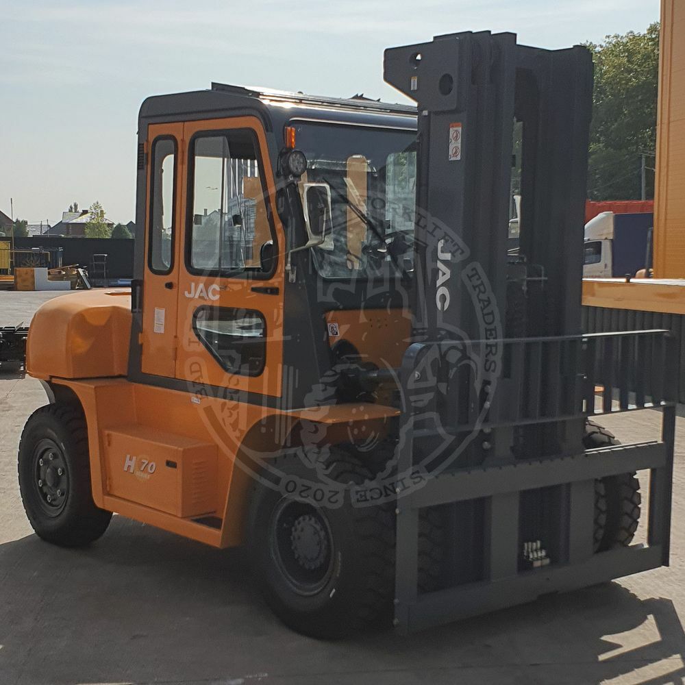 Купить погрузчик JAC CPCD70 H. Дизельный двигатель