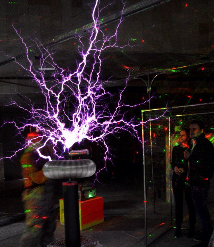 Tesla Coils, Plasma Exhibits, High Voltage Devices, Special Effects And ...