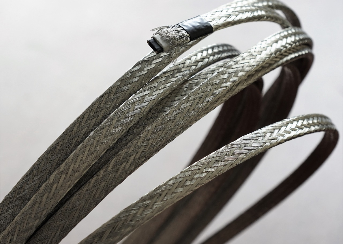 Cаморегулирующийся нагревательный кабель Dekoron