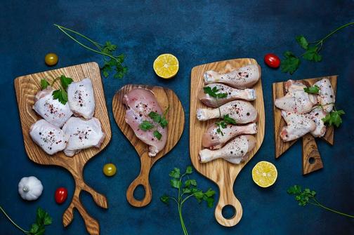 Разделанная курица охлаждённая и замороженная