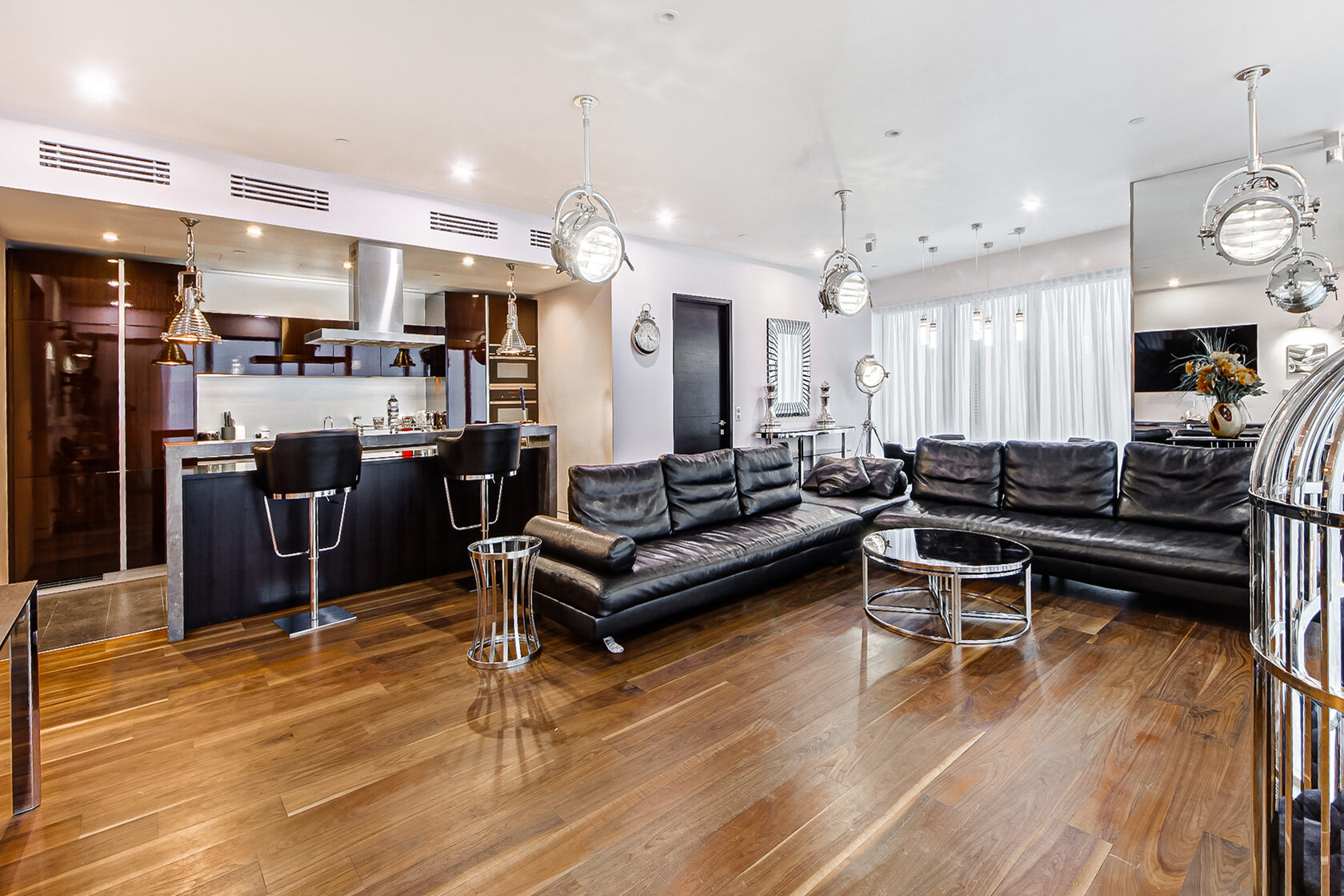 Аренда апартаментов Sky Loft в Москва Сити на сутки или ночь [100 м² ...