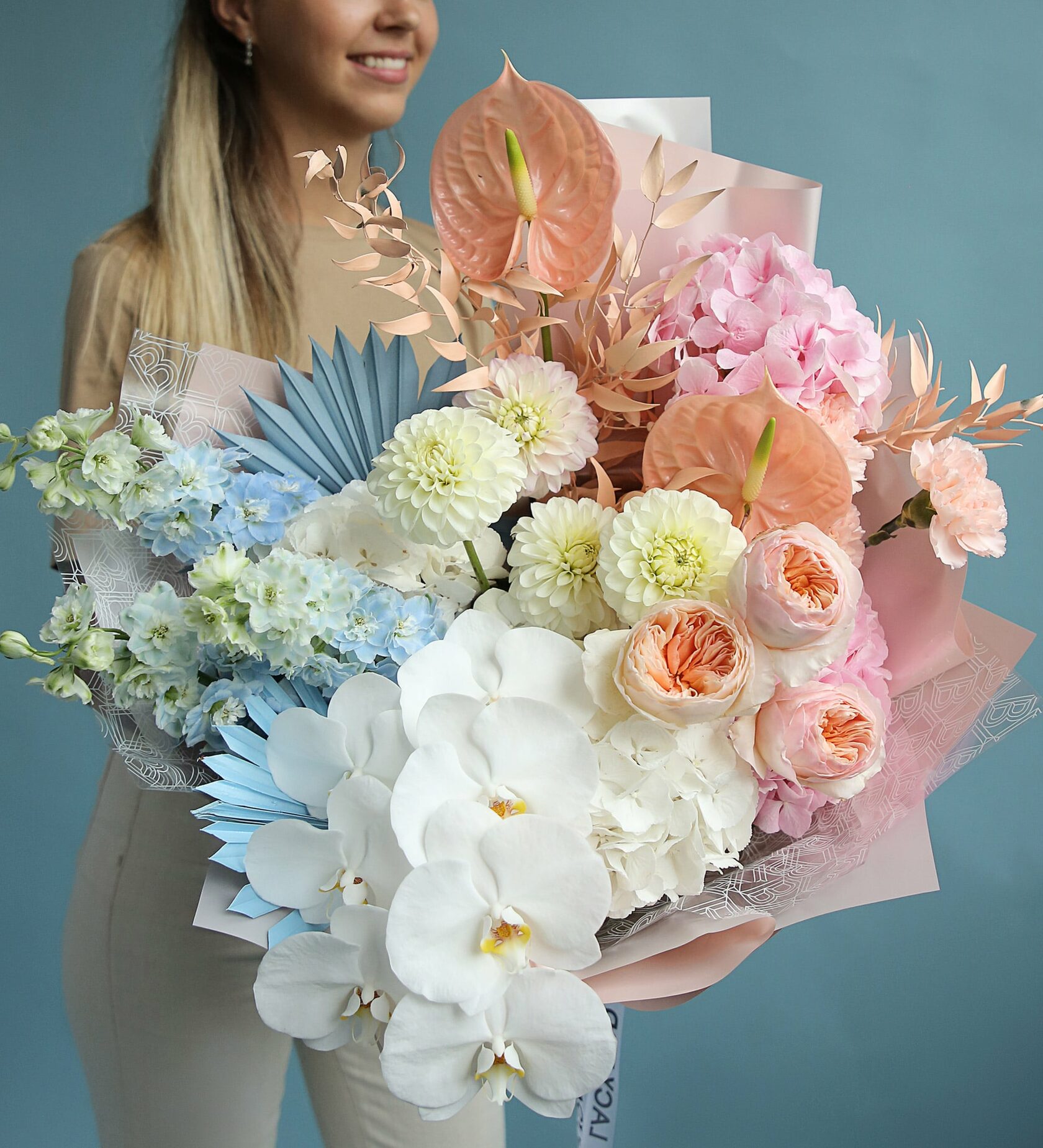 LBA: Modern floral design Lacy Bird Style