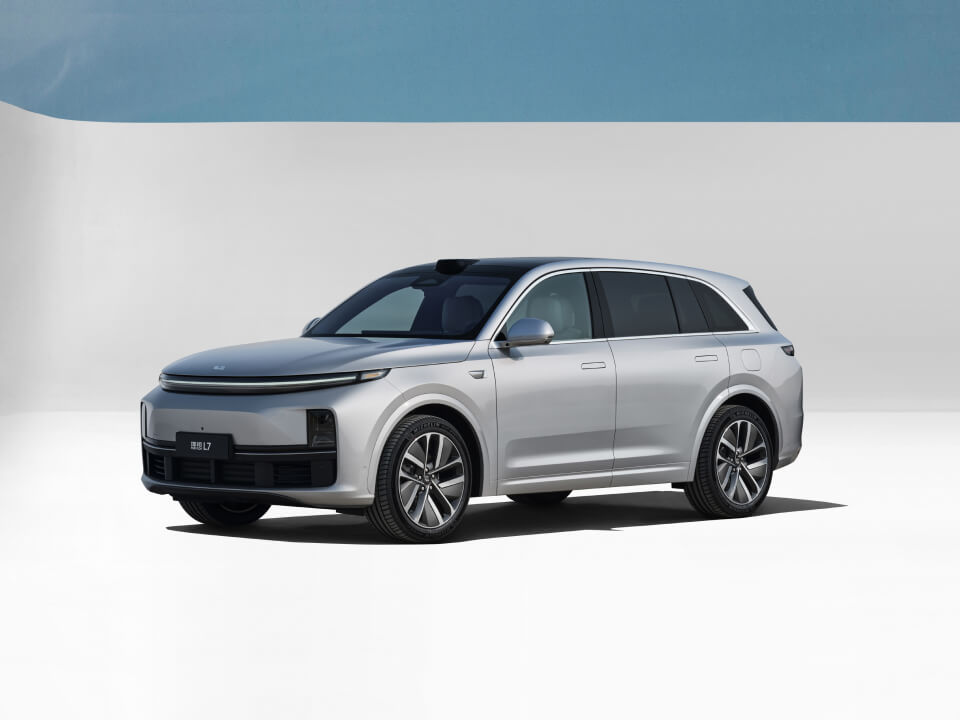 Купить новый LiXiang L7 2025 года на сайте Li Auto!