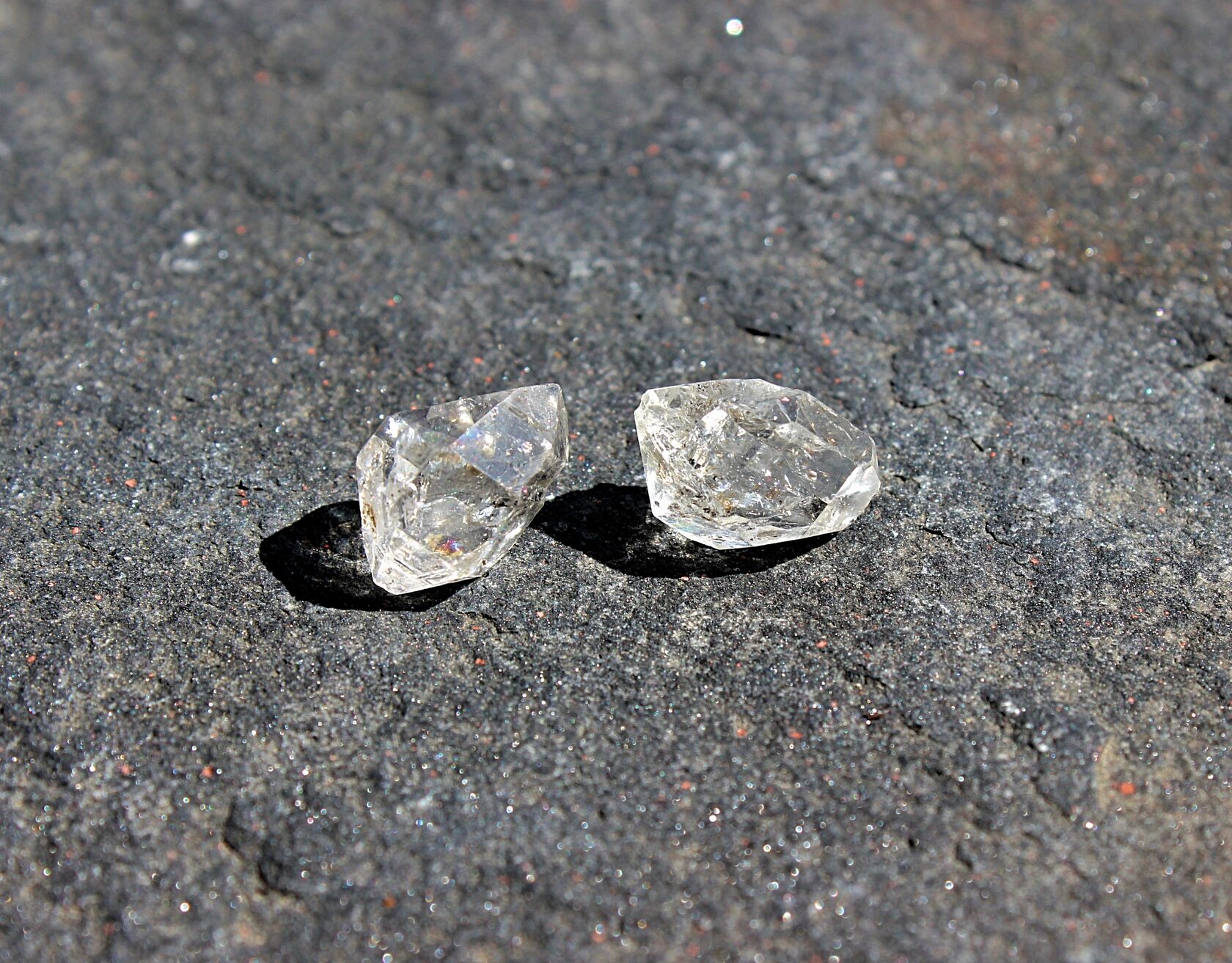 Life&Stones жизнь и камни