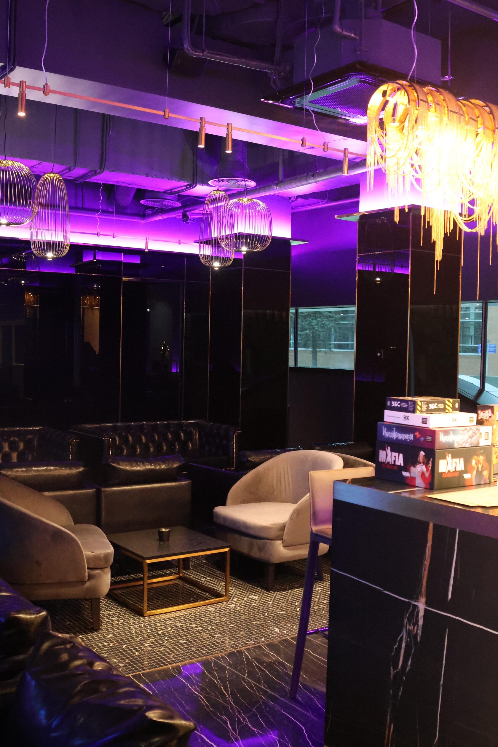 Leto Lounge Dominion