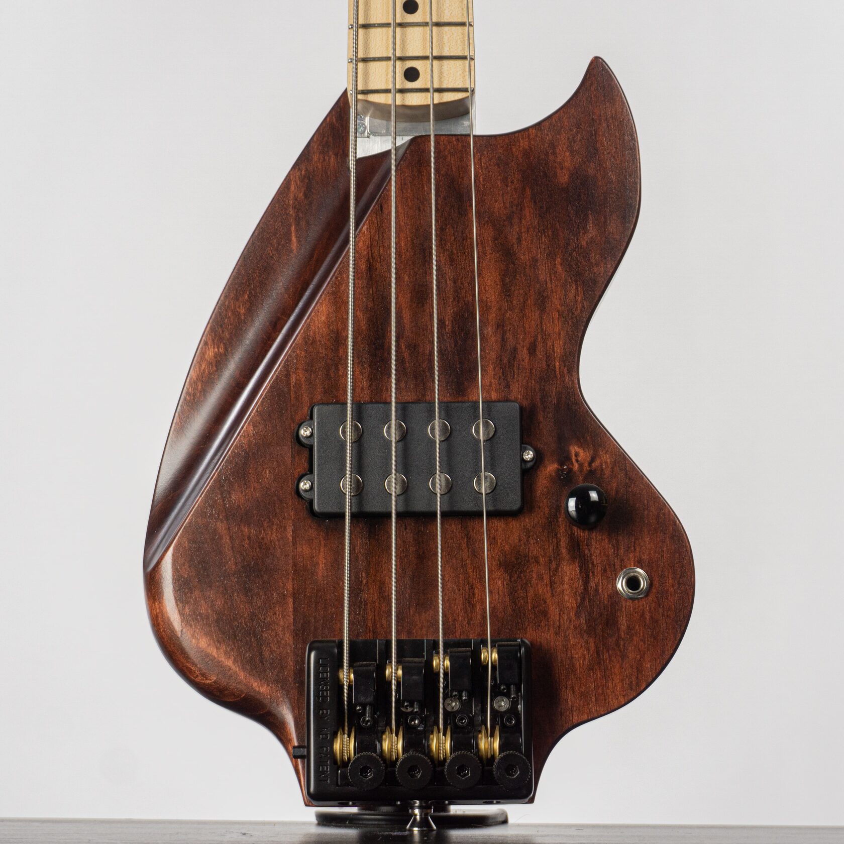 Makeev Guitars|Handbuilt foldable travel guitars and basses