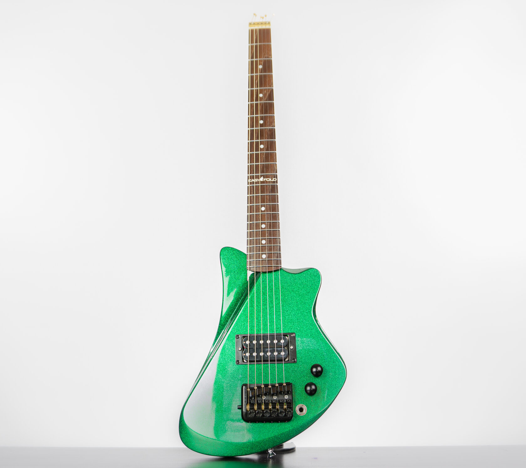Makeev Guitars|Handbuilt foldable travel guitars and basses