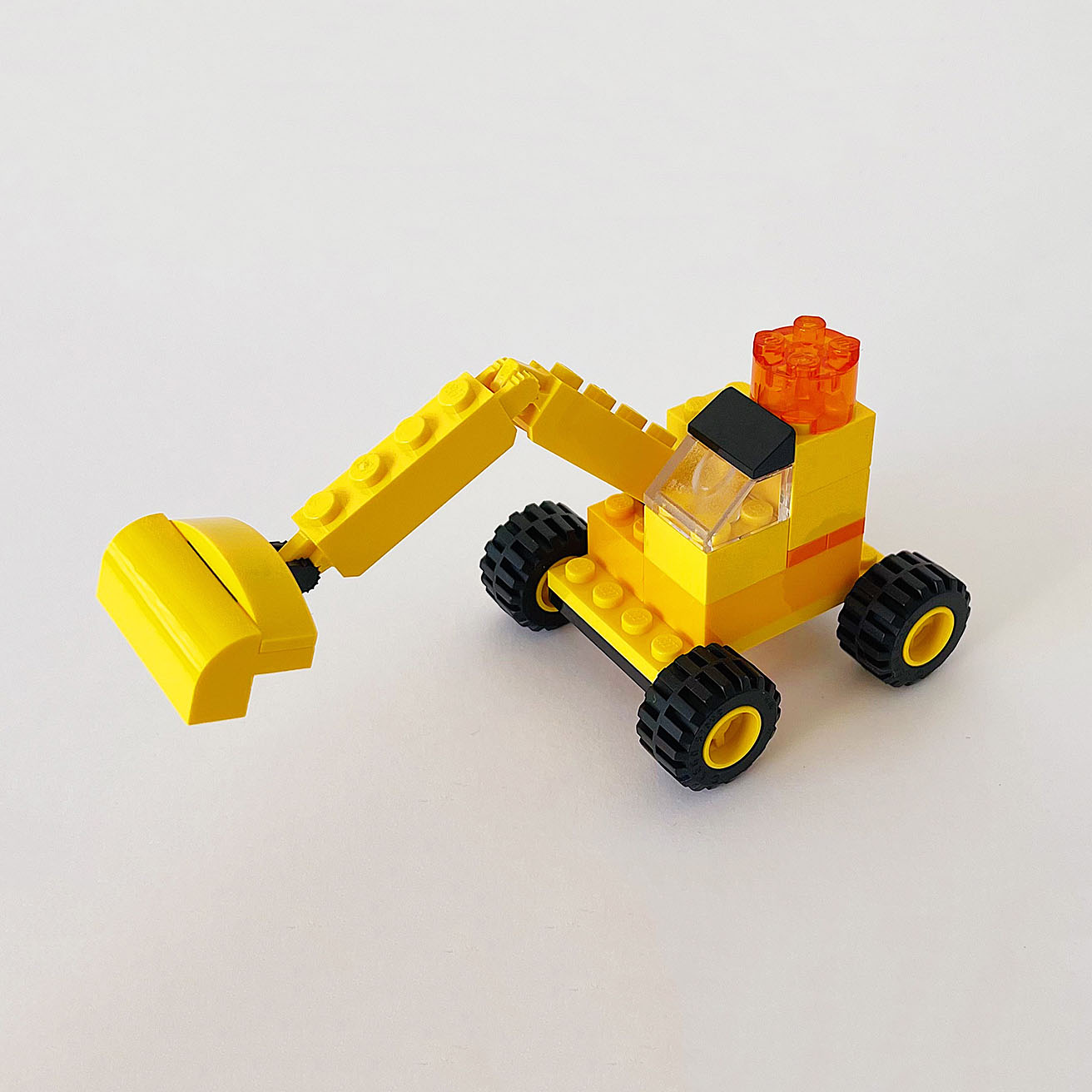 LEGO самоделки: Мини экскаватор (0252)