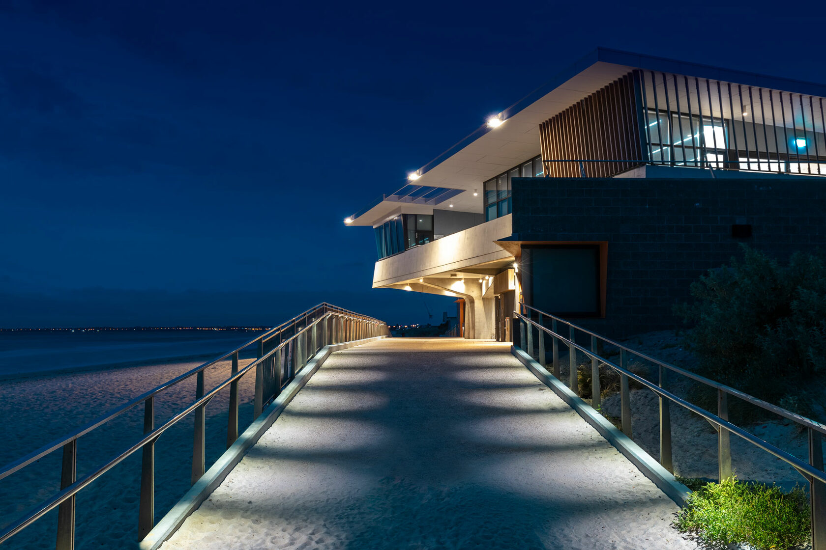 Pilot Handrail Series | Unios