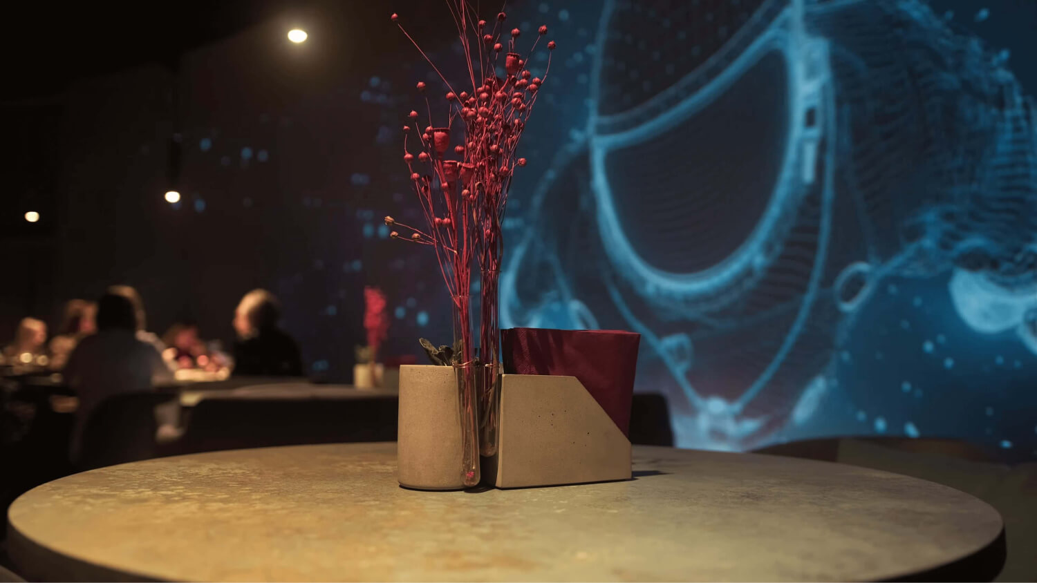 The Magic of Panoramic Projections at the "seven.zero.zero." Restaurant