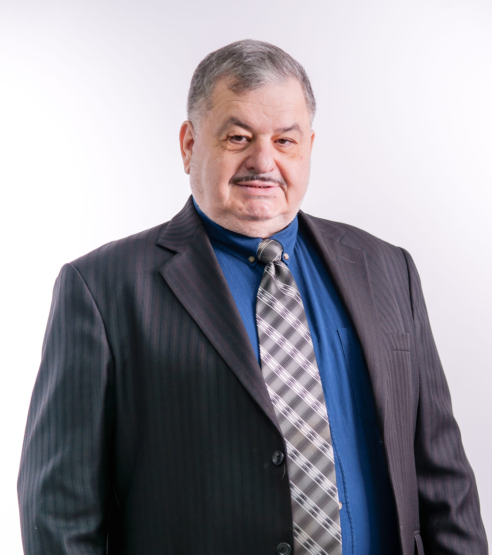 Macovei.Legal | Echipa avocaților specializați în consultanța ...