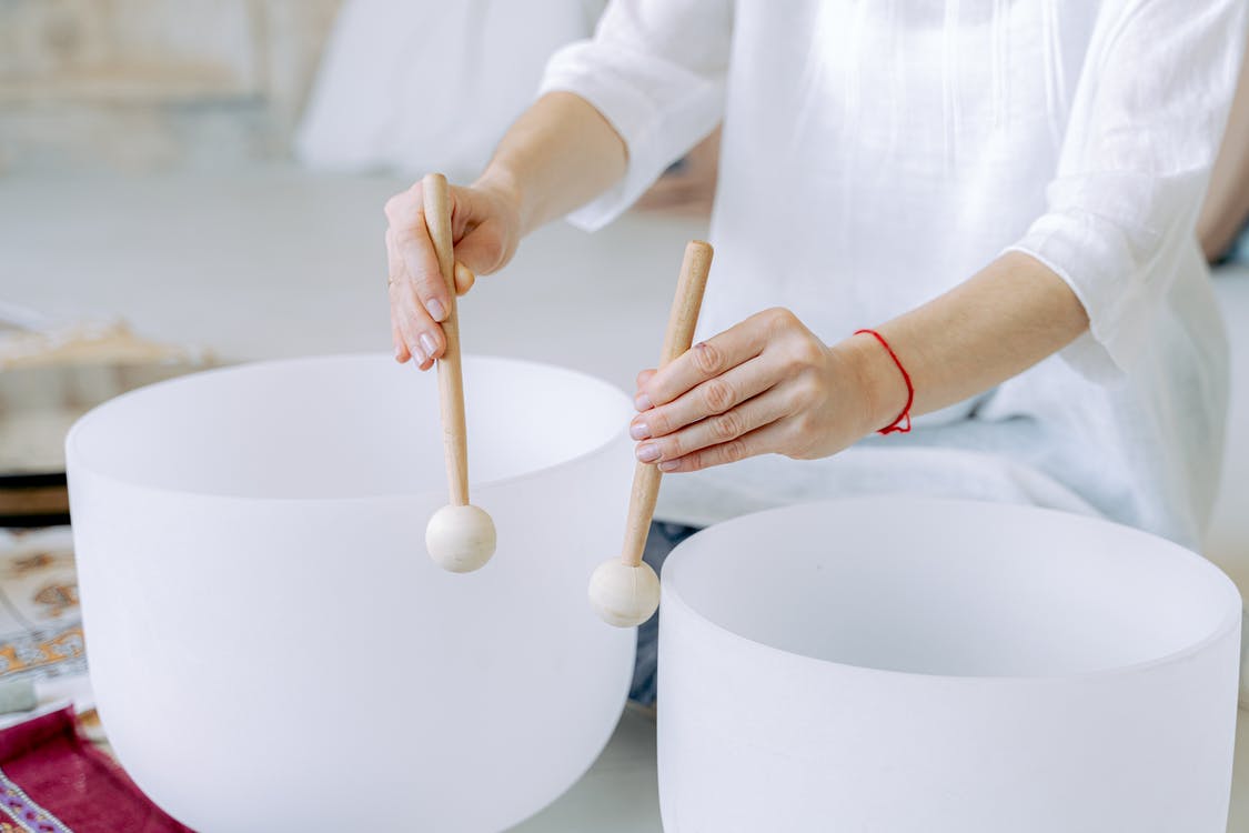 Sound Healing 101: A Beginner’s Guide To Sound Healing | Mindfulness ...