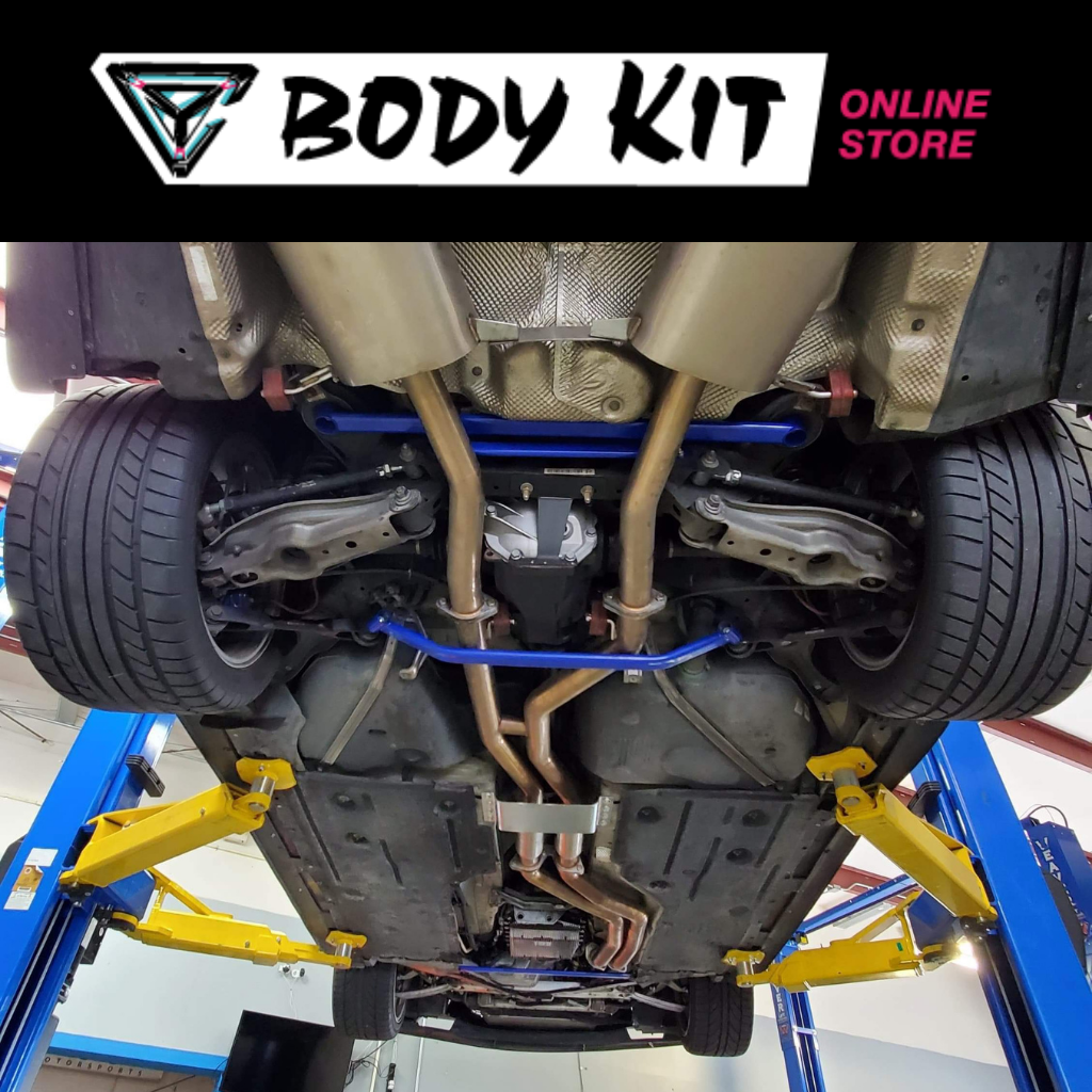 Rear lower strut bar BMW E90 E91 E92 E93 2004-2012