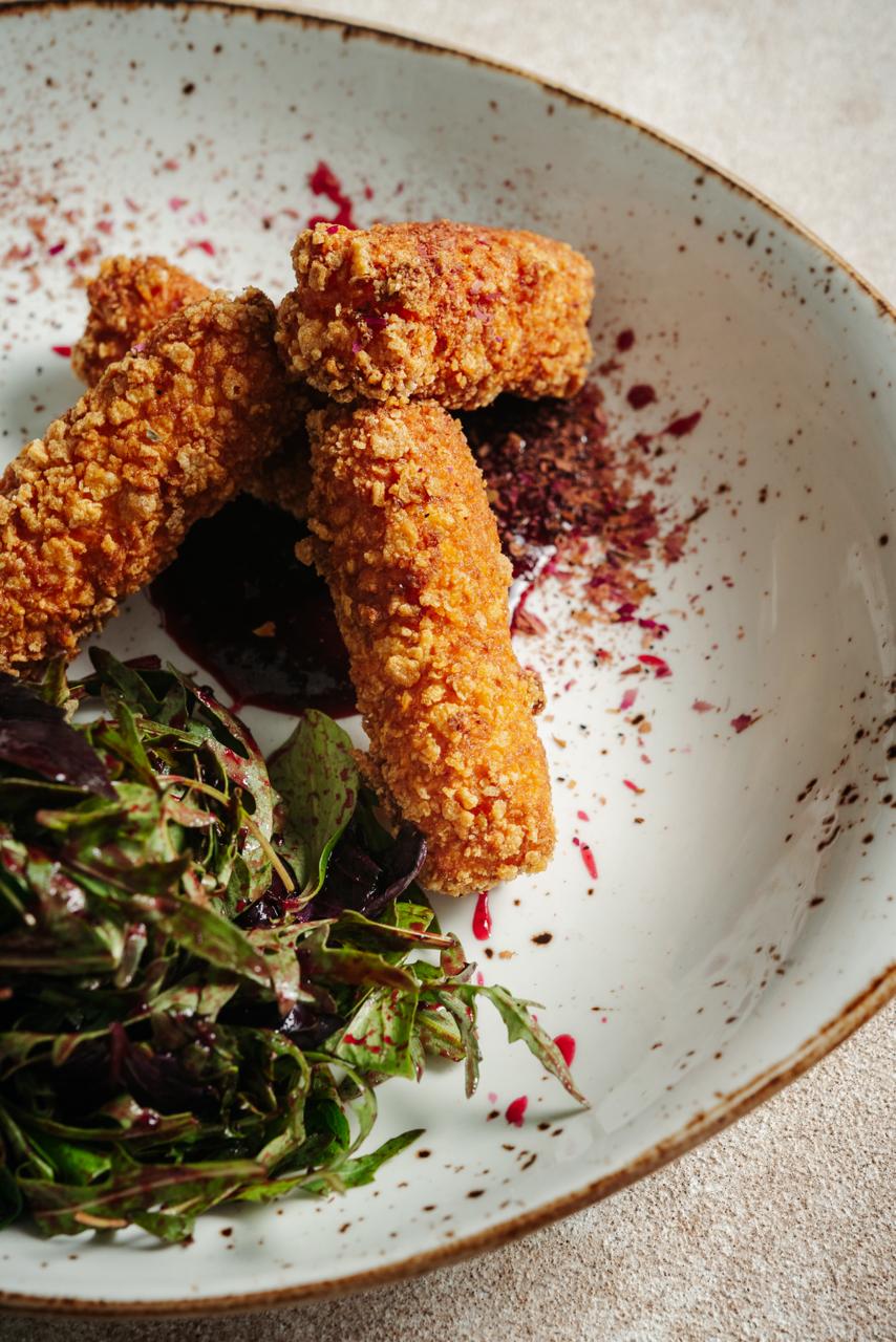 MegoBari Пляж — семейный грузинский ресторан