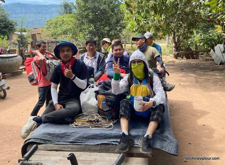 3 days 2 nights Phnom Aural Summit hiking.