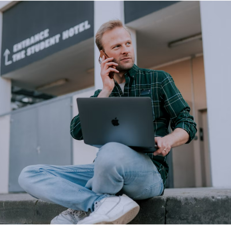 How to deliver hyper-personalized experiences in digital banking?