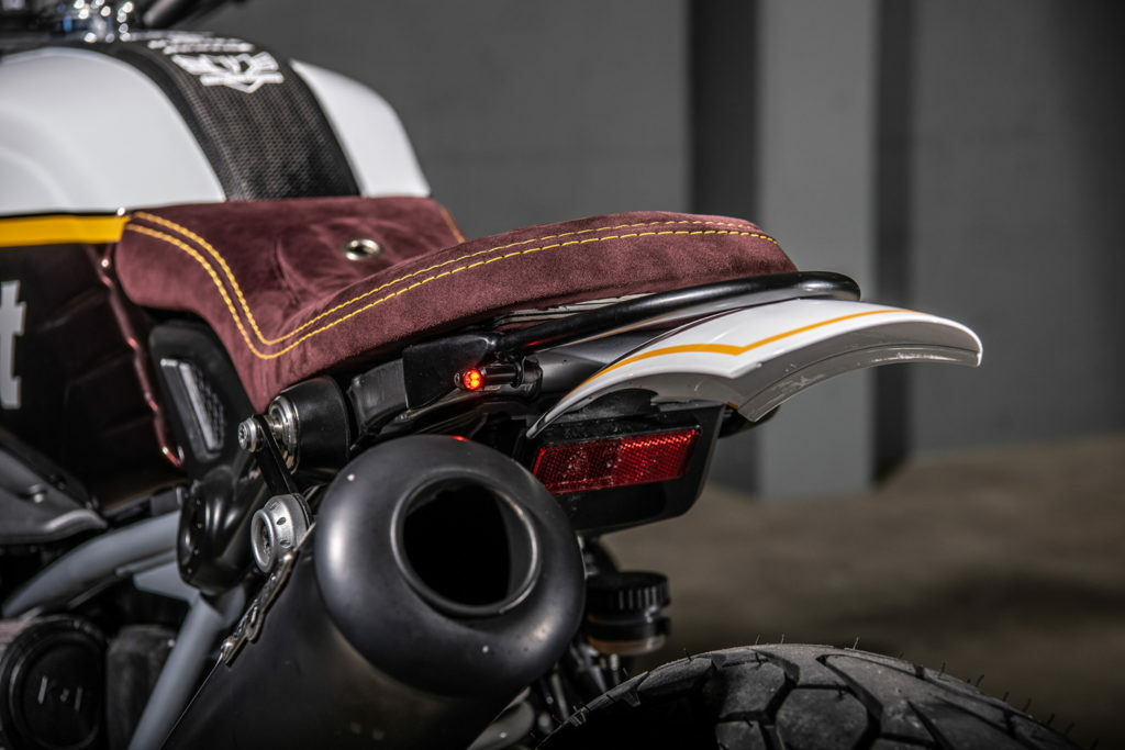 Кастом BMW R nineT «Silk Tracker» от VTR Customs | блог ТРК СпортЕХ
