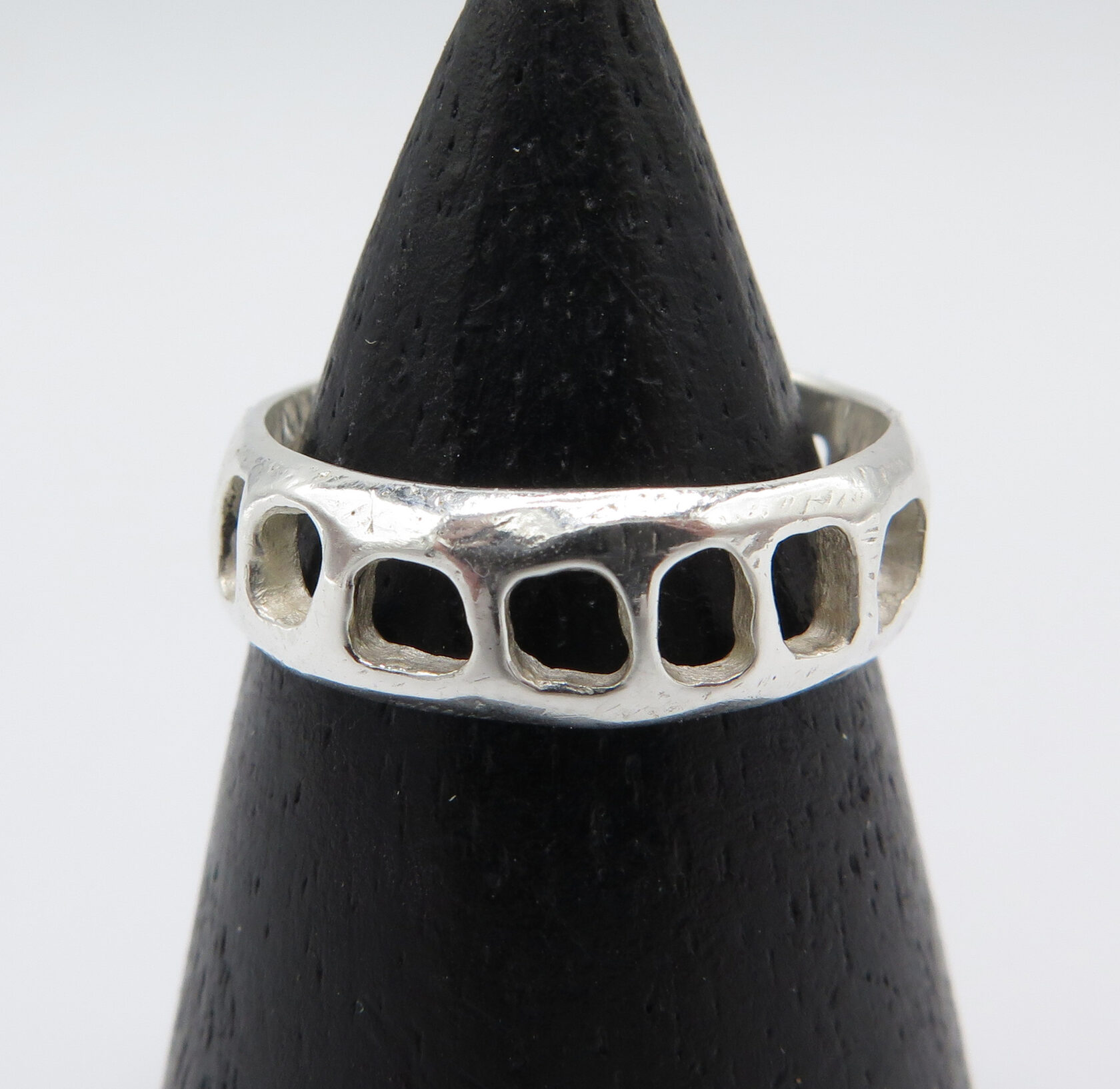LADDER - Silver Ring